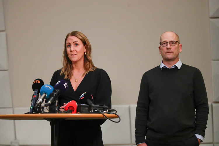 Utdanningsforbundet: – Vi er like langt fra en løsning - TV 2