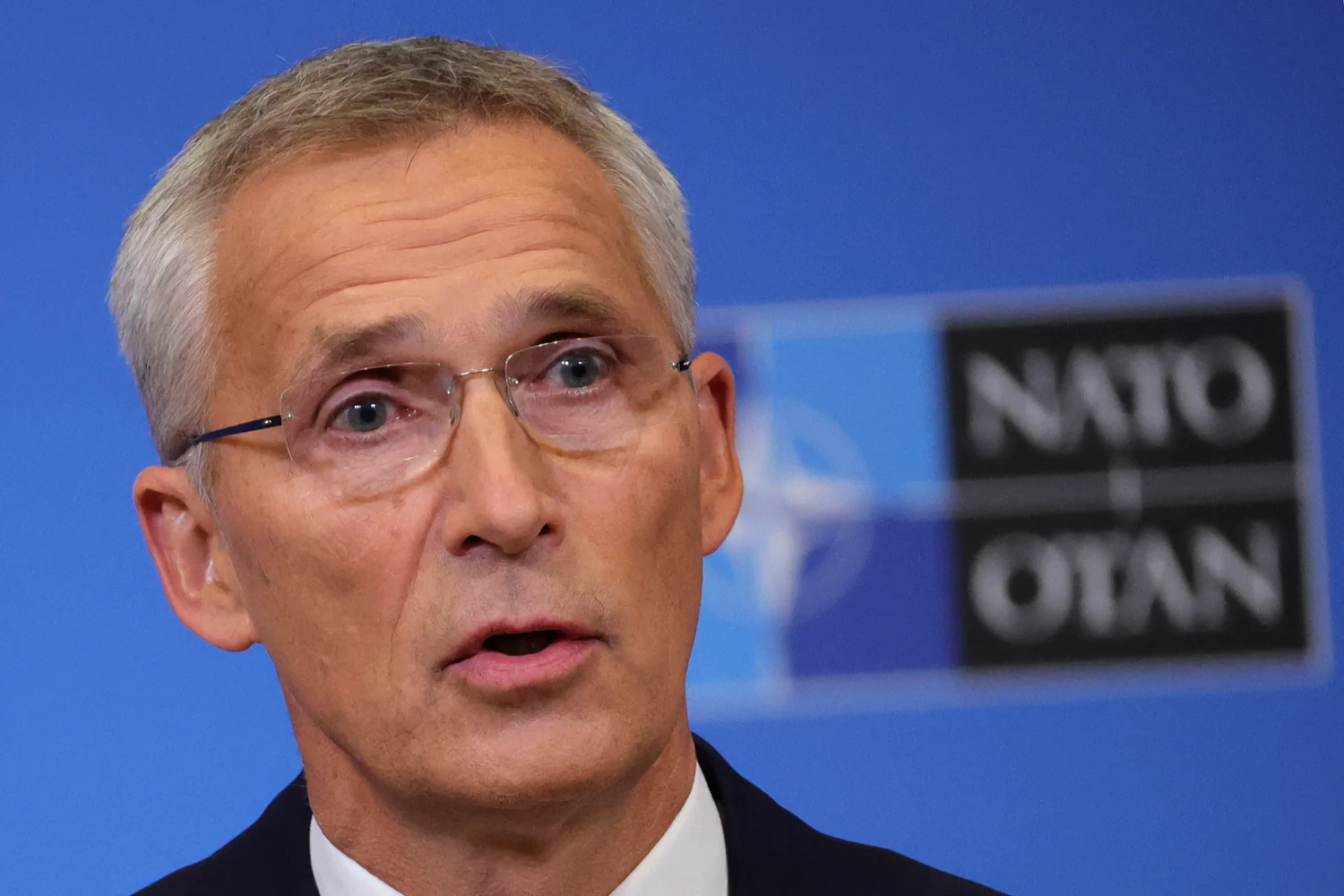 Stoltenberg sier all bruk av atomvåpen vil få alvorlige konsekvenser ...