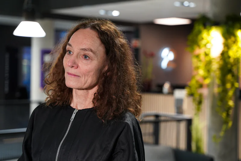 Camilla Stoltenberg varsler oppsigelser i FHI - TV 2