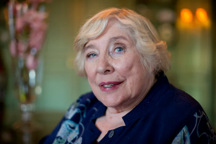 Forfatter Fay Weldon er død - TV 2