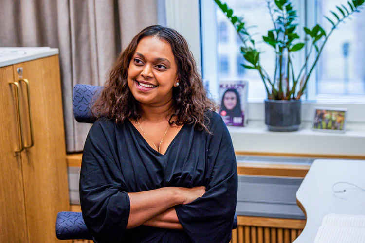 Kamzy Gunaratnam er forlovet - TV 2