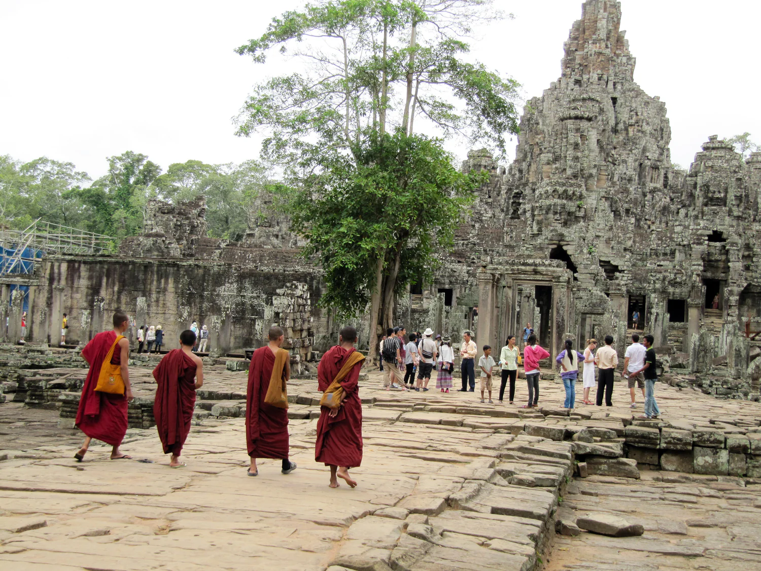 Amnesty ber Kambodsja stanse tvangsutkastelser - TV 2