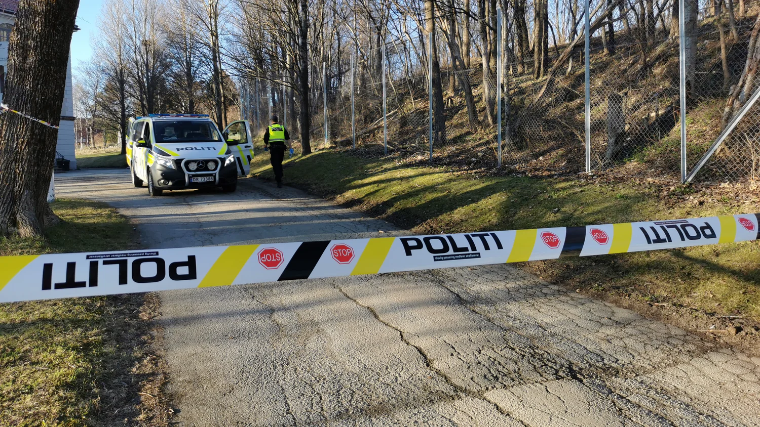 Gutt alvorlig skadet etter påkjørsel i Trondheim – to siktet - TV 2