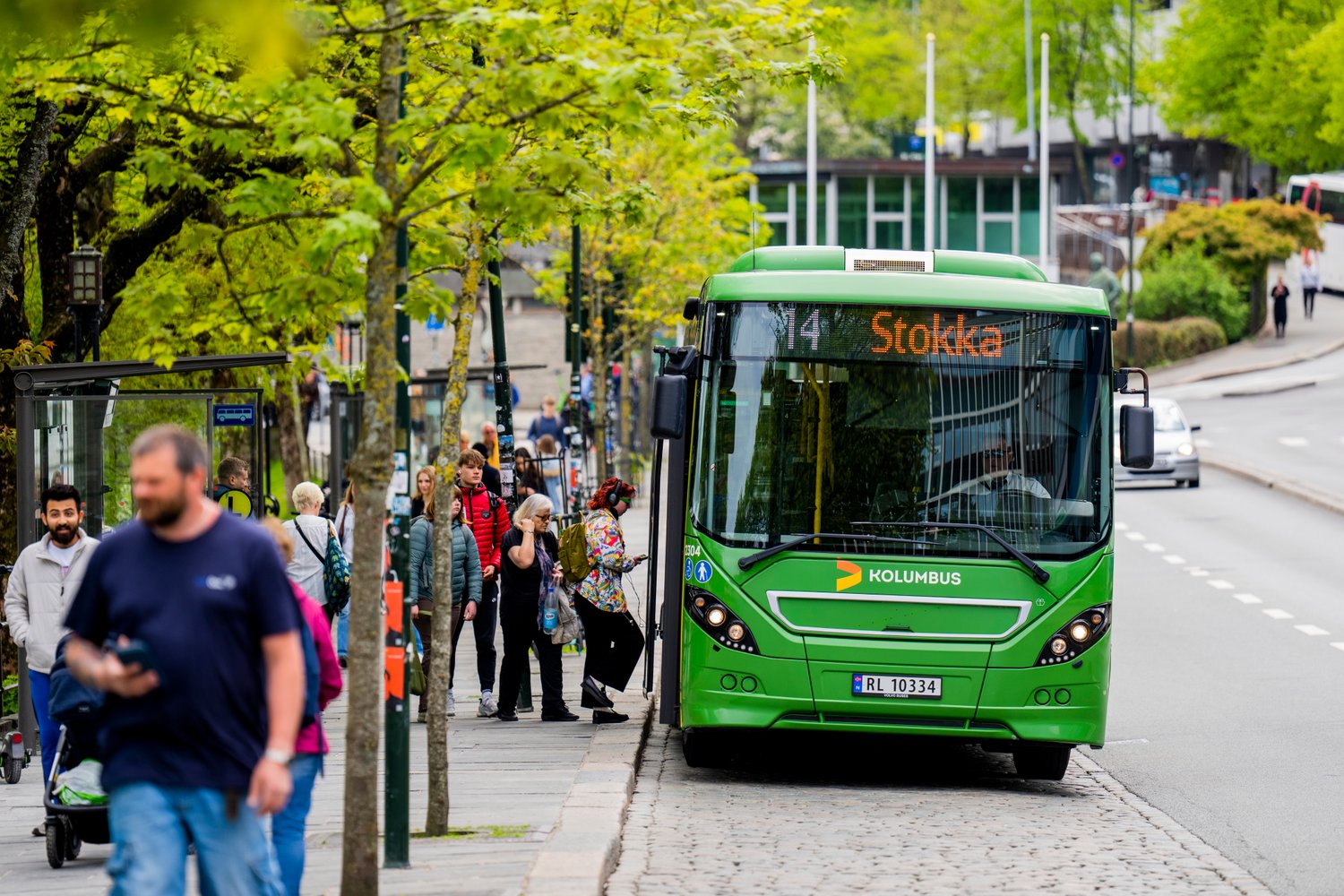 Rødt vil ha gratis buss til flere - TV 2
