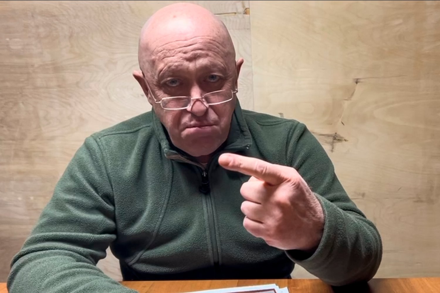 Prigozjin med nytt sinneutbrudd: – Klovner - TV 2