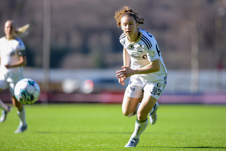 Synne Skinnes Hansen klar for Bayer Leverkusen - TV 2