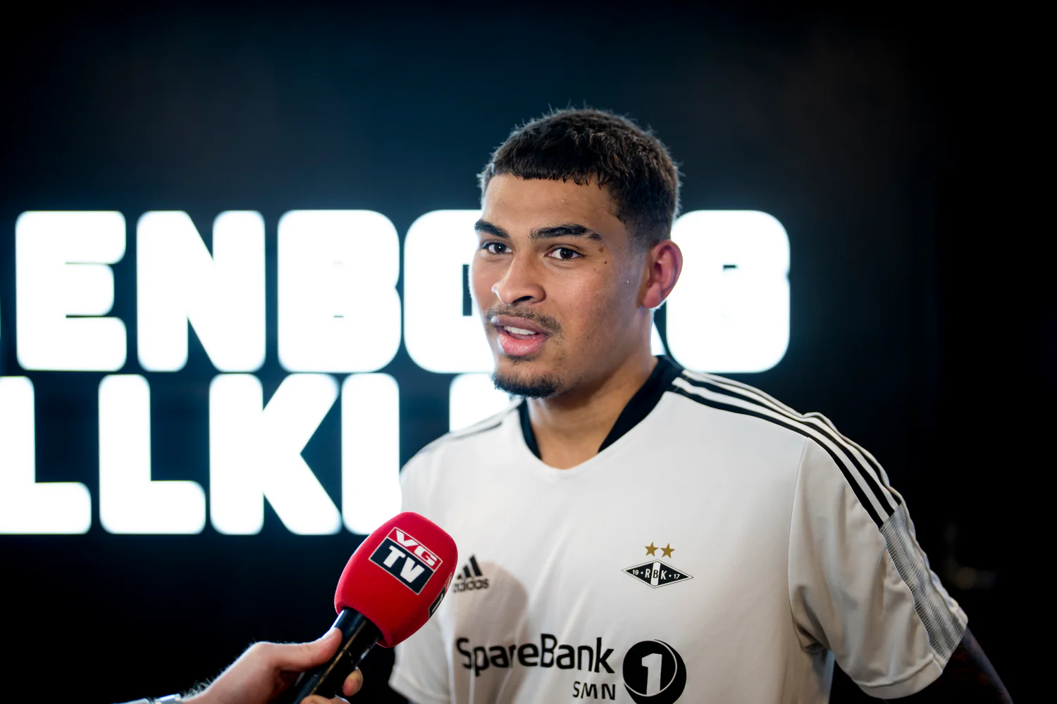 Noah Holm returnerer til Rosenborg - TV 2