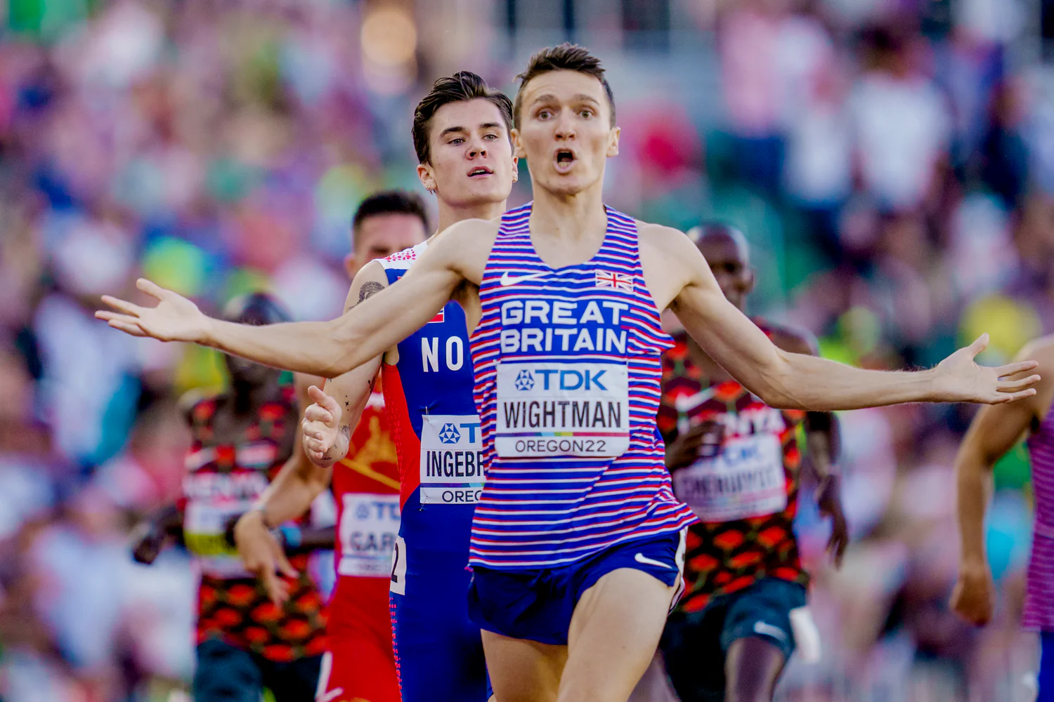 Ingebrigtsens overmann må stå over VM: – Tiden har rent fra meg - TV 2