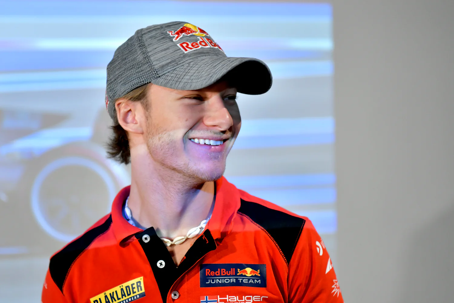 Doohan fra start til mål i Budapest – Hauger inn som sjuendemann - TV 2