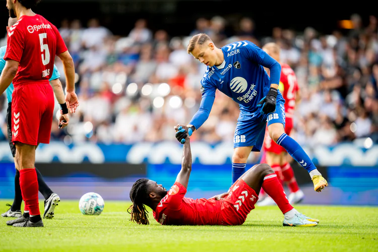 Medier: – Wahlstedt i overgangsdrama - TV 2