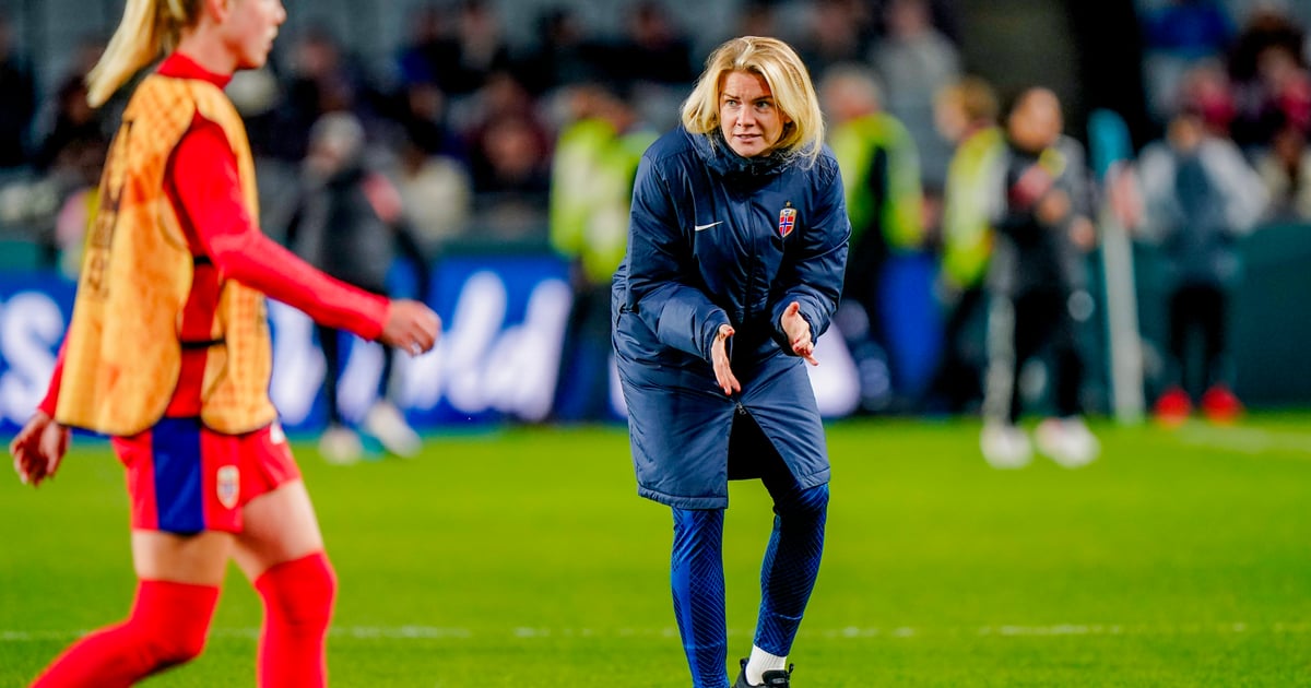 Norges VM-trening avbrutt av haglvær - TV 2