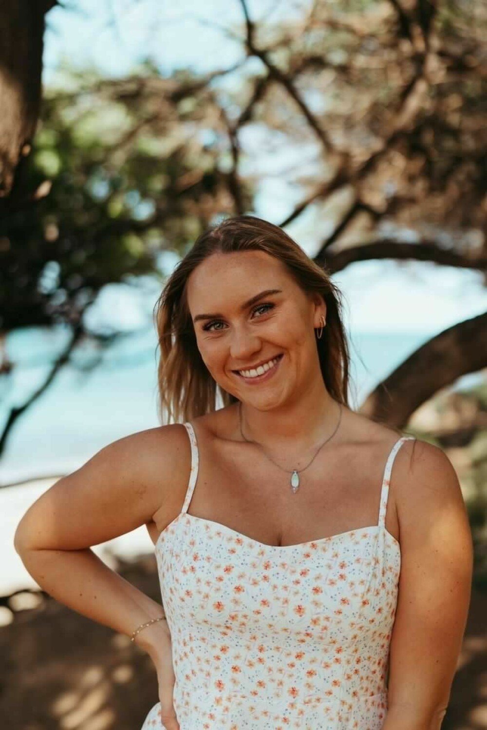Norske Linnea (24) på Hawaii: – Vi hjelper til så godt vi kan - TV 2