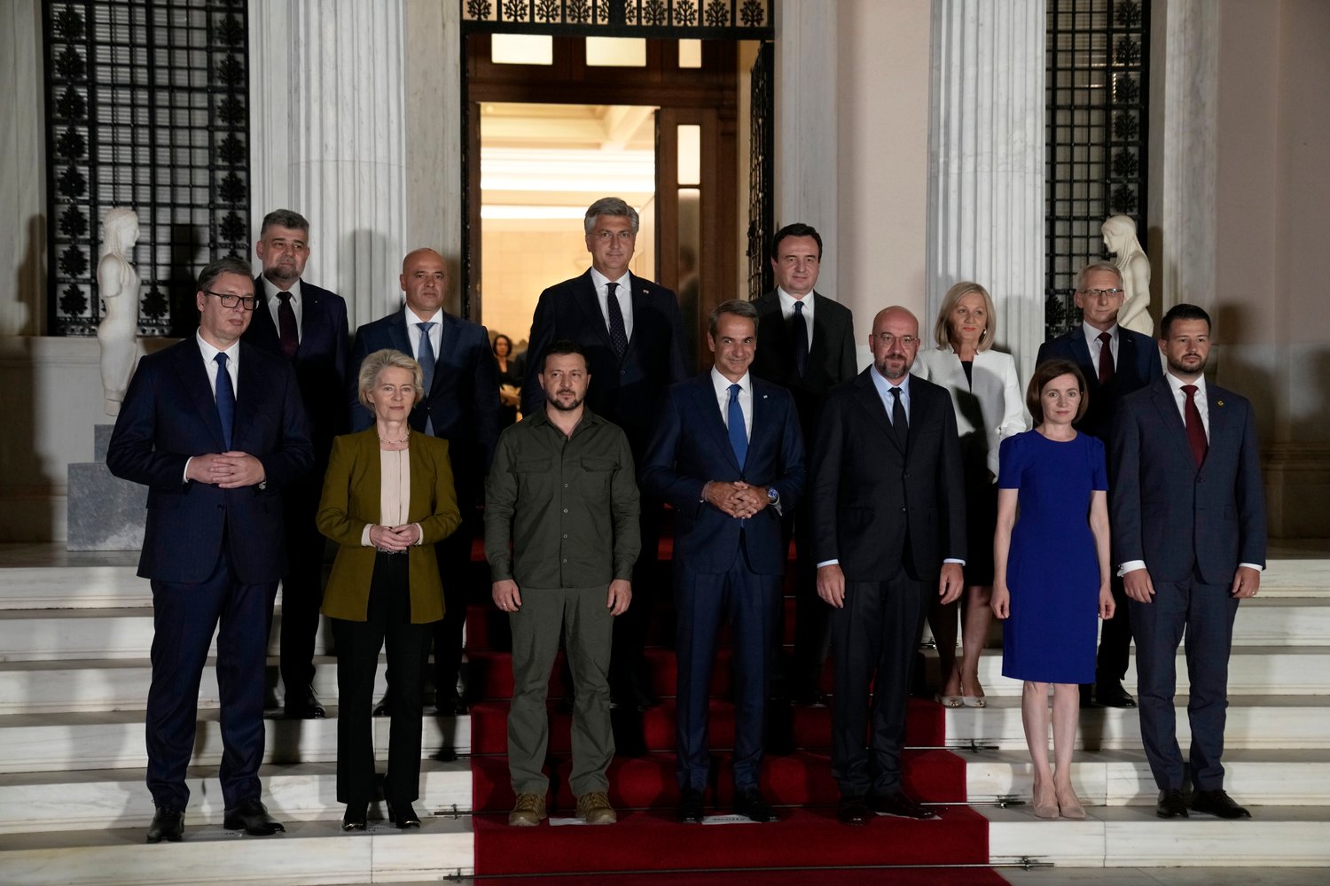 Balkan-land stiller seg bak Ukraina i støtteerklæring - TV 2