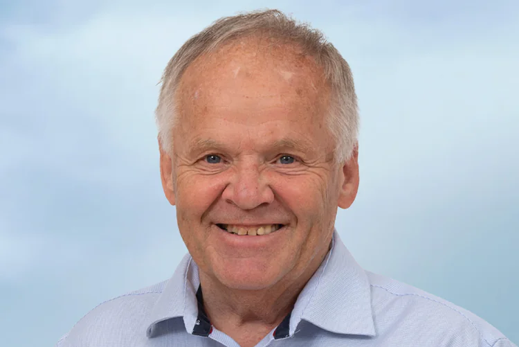 Tidligere leder av Norges Bondelag døde i sykkelulykke - TV 2