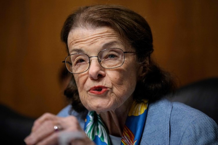 Medier: Senator Dianne Feinstein (90) er død - TV 2