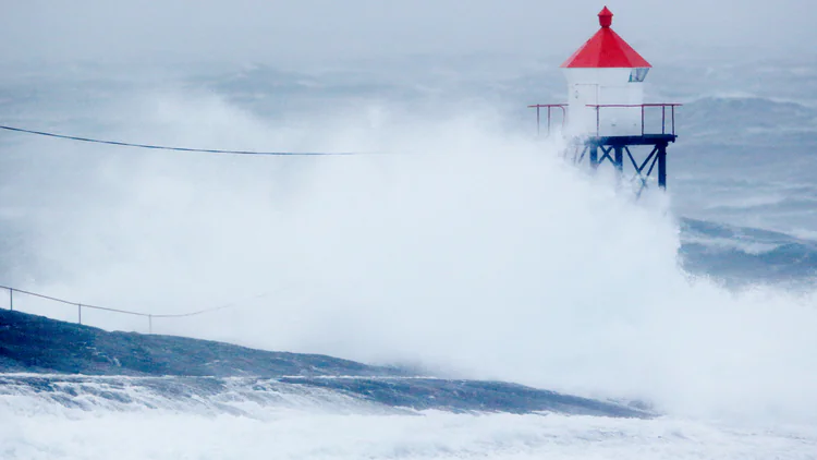 Venter storm: – Skalk lukene - TV 2