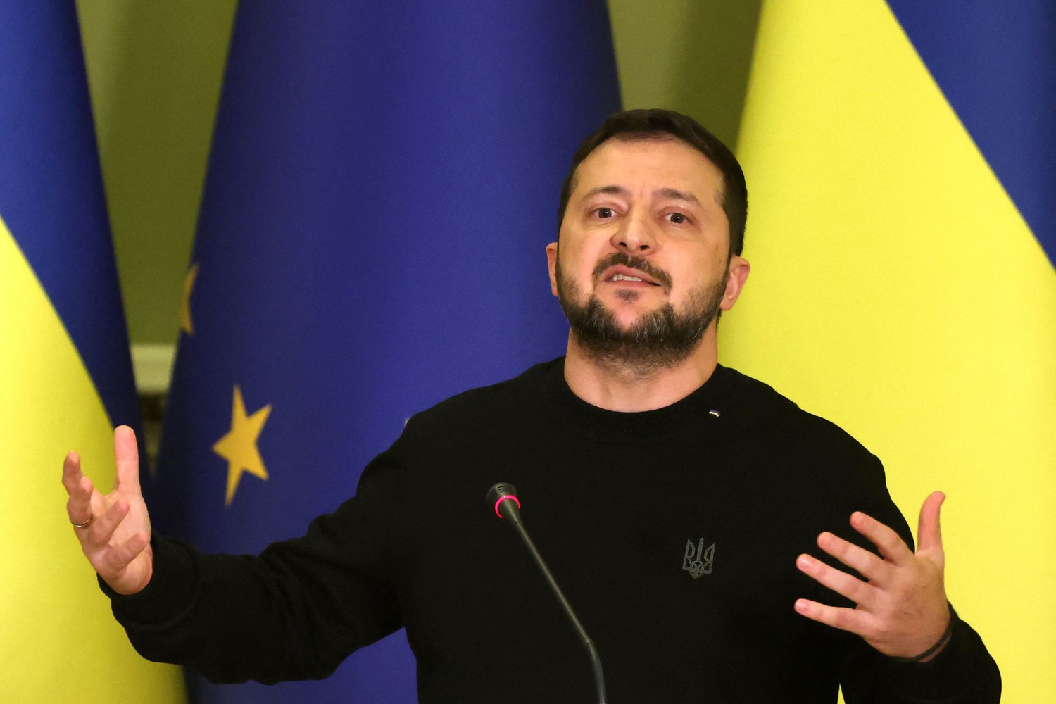 Zelenskyj: – Fullstendig uansvarlig å avholde valg i krigstid - TV 2