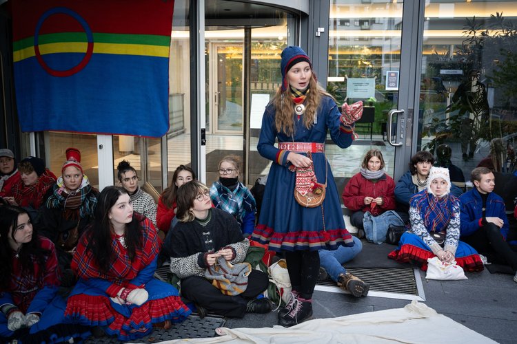 Fosen-aktivistene bøtelegges for aksjonene i februar - TV 2