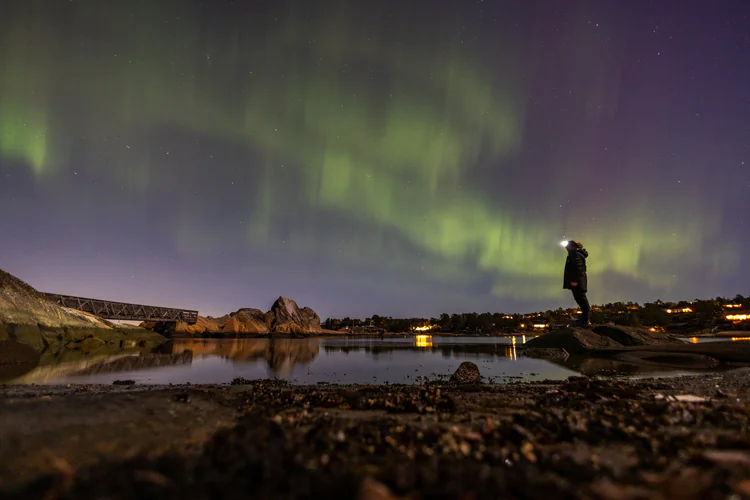 Nordlys observert flere steder på Østlandet: – Kjempegøy! - TV 2
