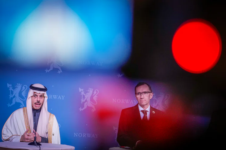Eide etter utenriksministermøte: – Vi har utvekslet ideer for ...