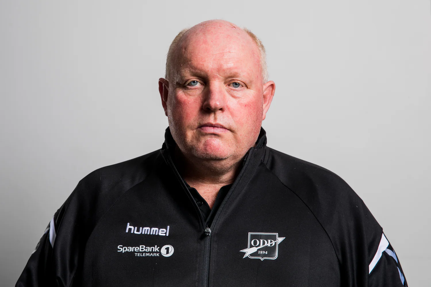 Odd signerte 17 år gammel midtstopper - TV 2