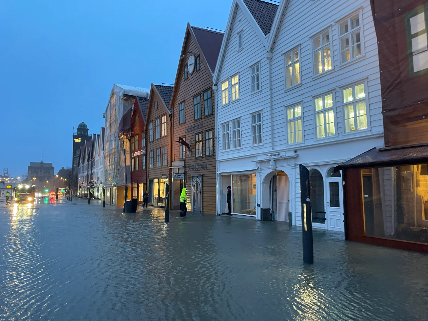 Bryggen i Bergen under vann - TV 2
