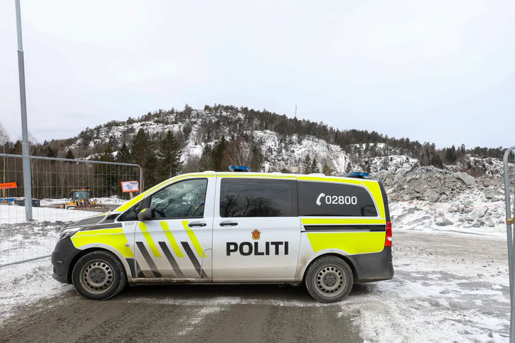 Mann savnet i Porsgrunn: – Området er svært bratt - TV 2