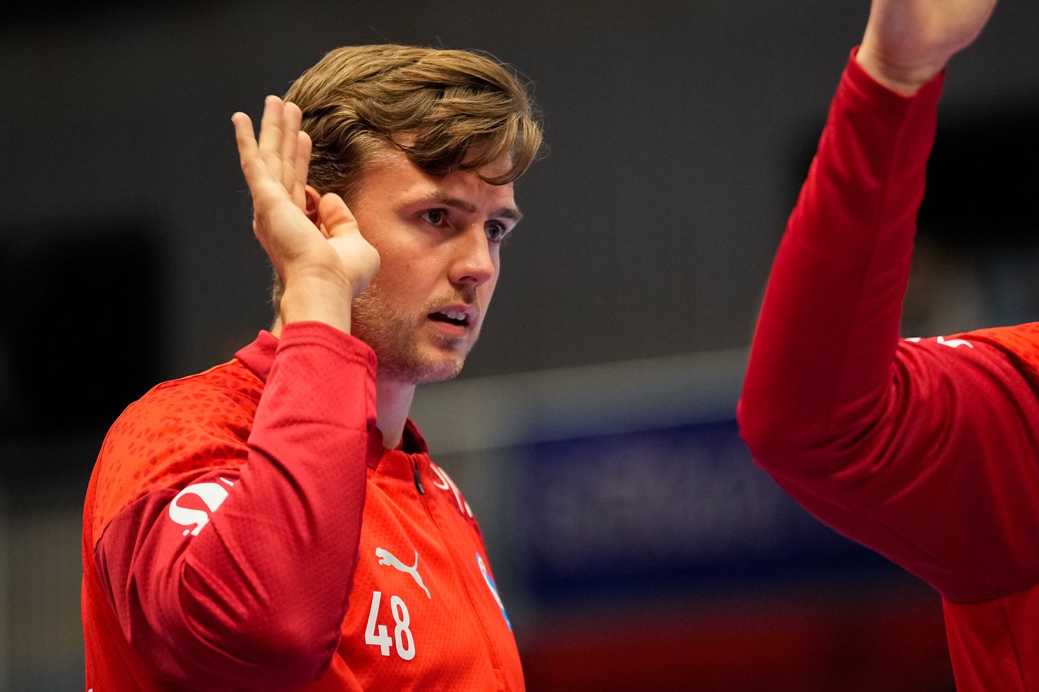 Forlenget med Kolstad - TV 2