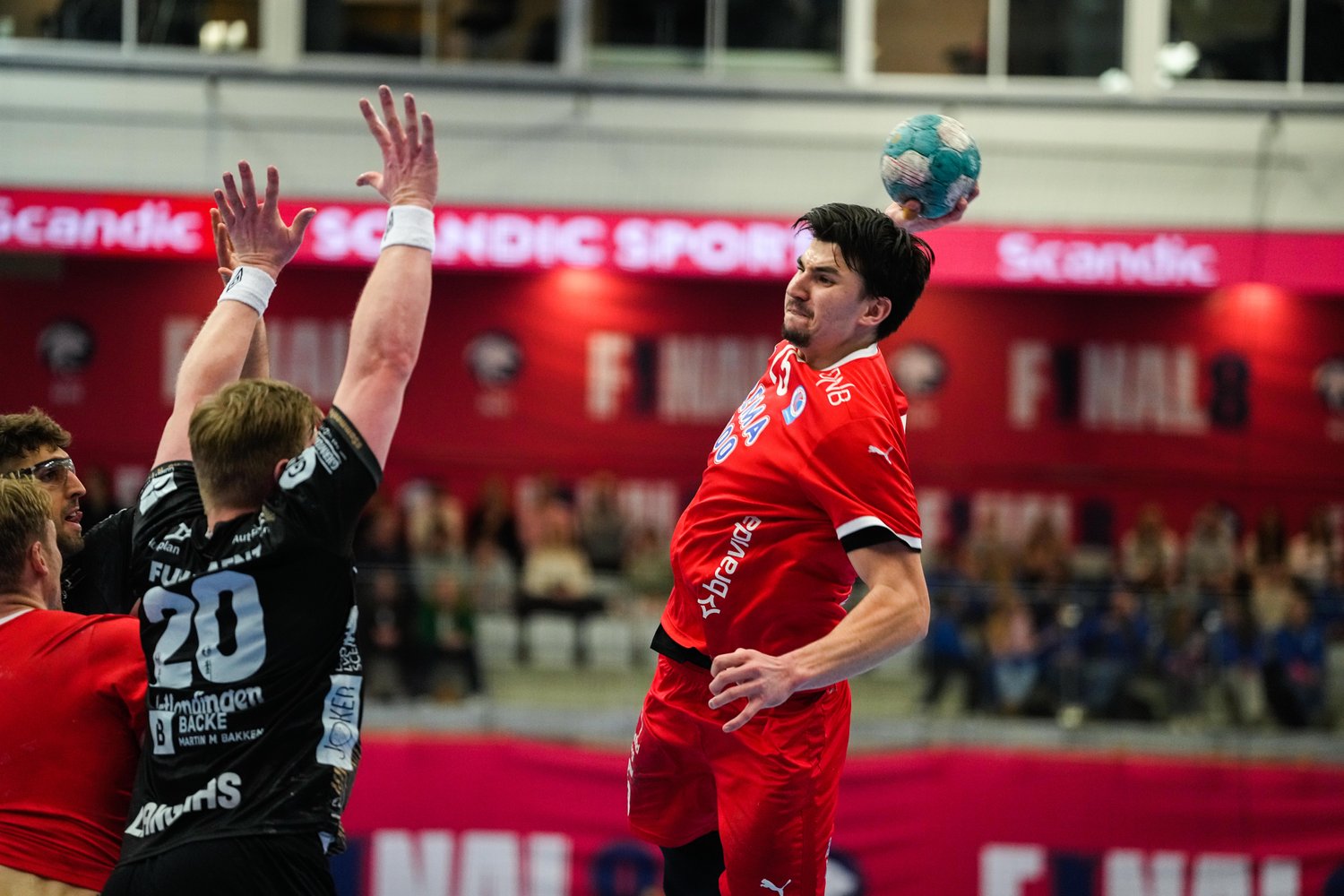 Kolstad best i toppkampen – tok sin 17. strake ligaseier - TV 2