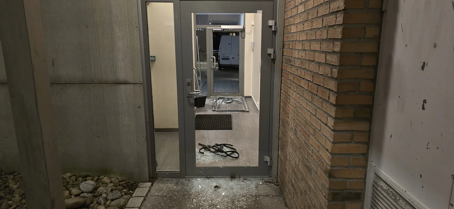 Kvinne i 80-årene utsatt for vold: – Forferdelig sak - TV 2