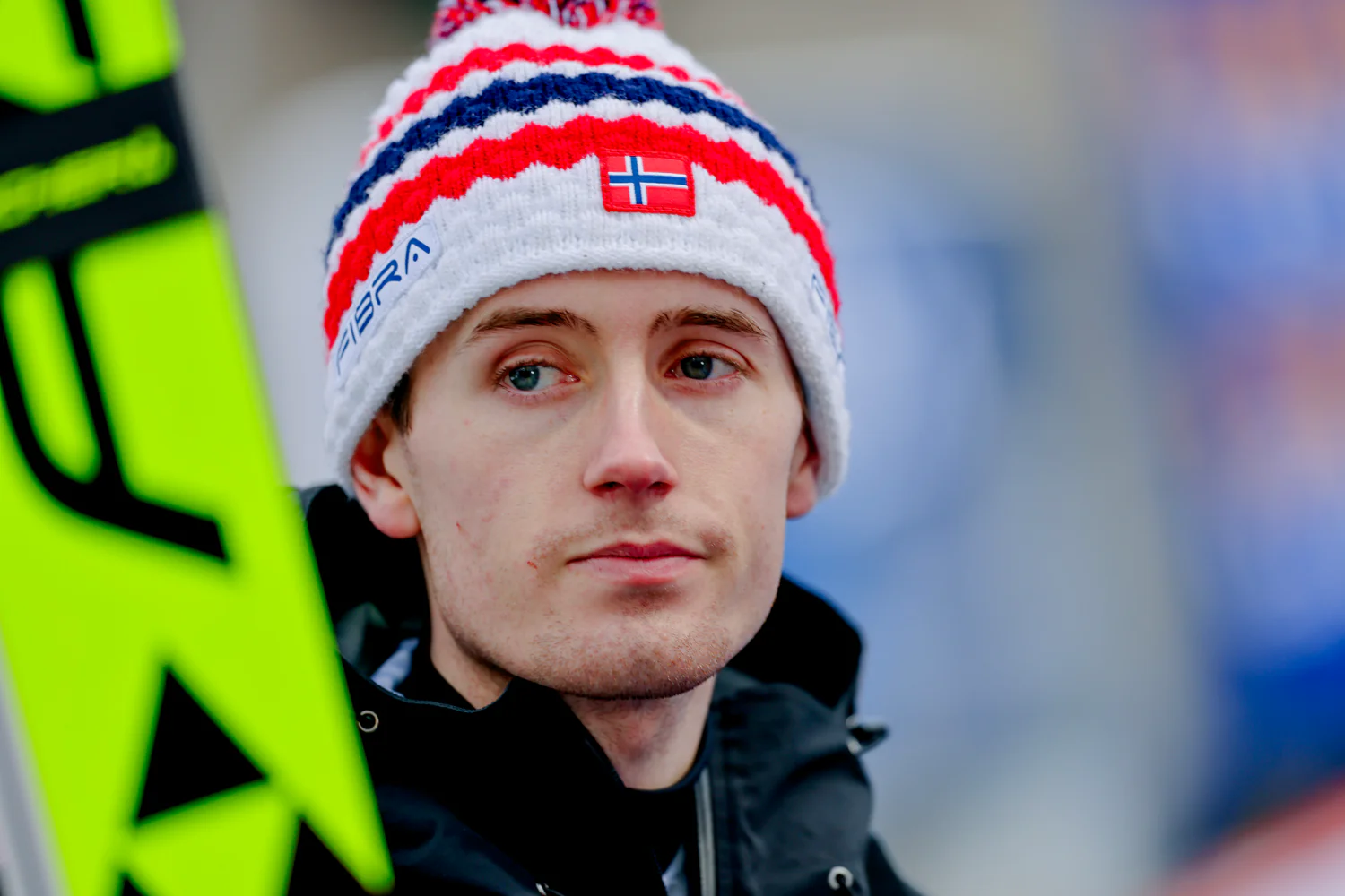 Sundal pådro seg kneskade i Kollen – må opereres - TV 2