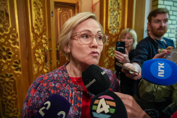 Kjerkol: – Jeg kan ikke kommentere en mulig lekkasje til media - TV 2