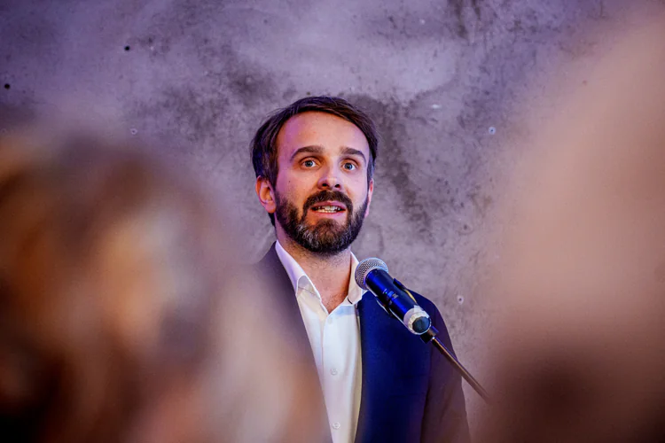 Jan Christian Vestre avviser ikke at han kan bli helseminister - TV 2