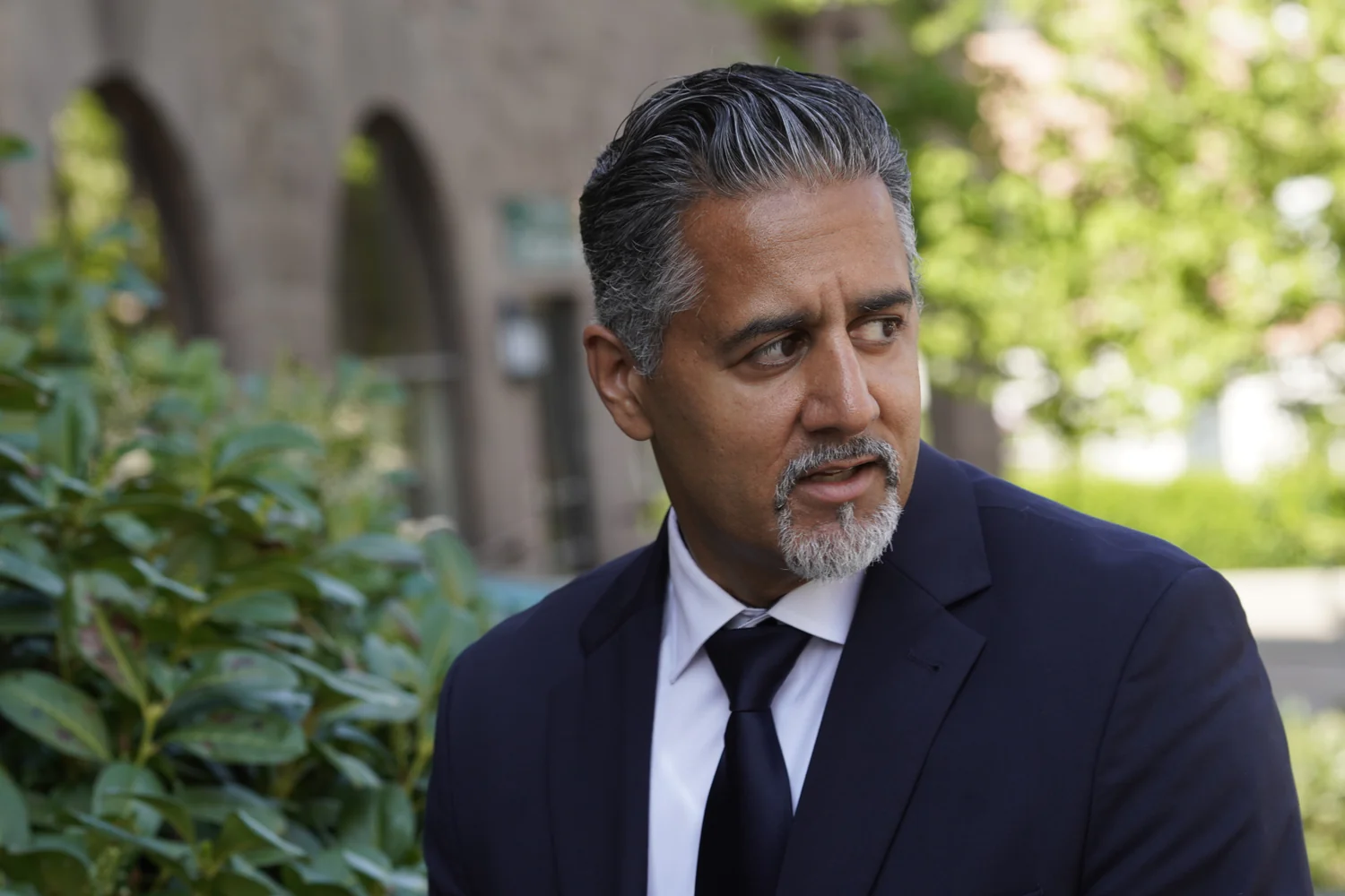 Raja søker gjenvalg til Stortinget - TV 2