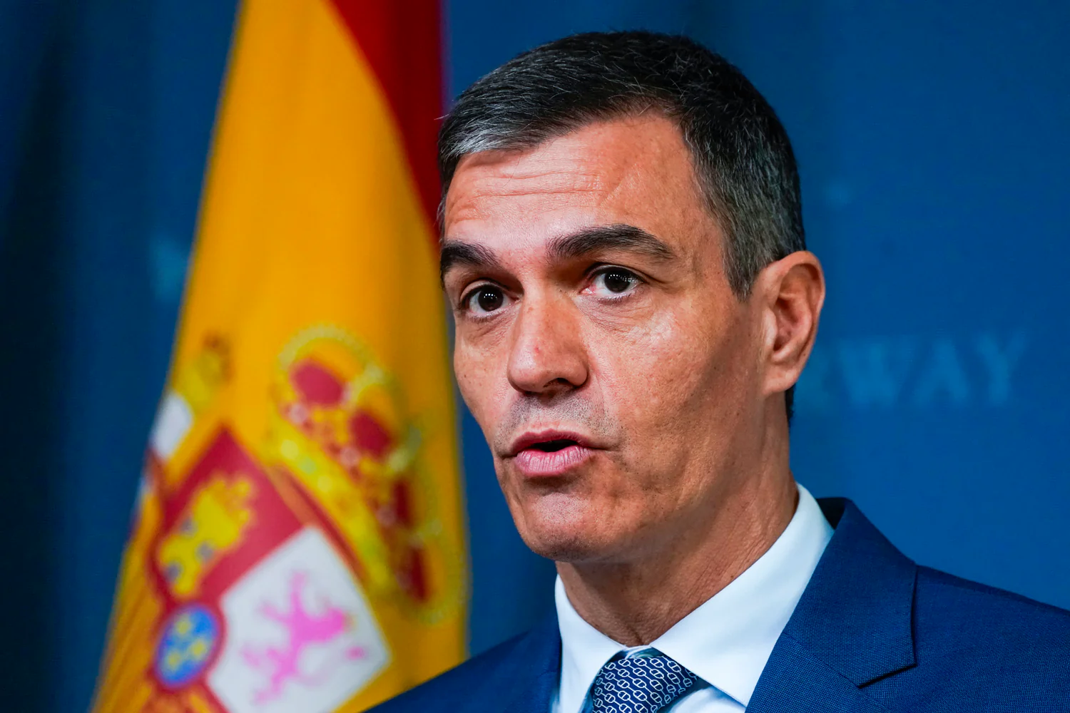 Spanias statsminister vurderer å trekke seg - TV 2