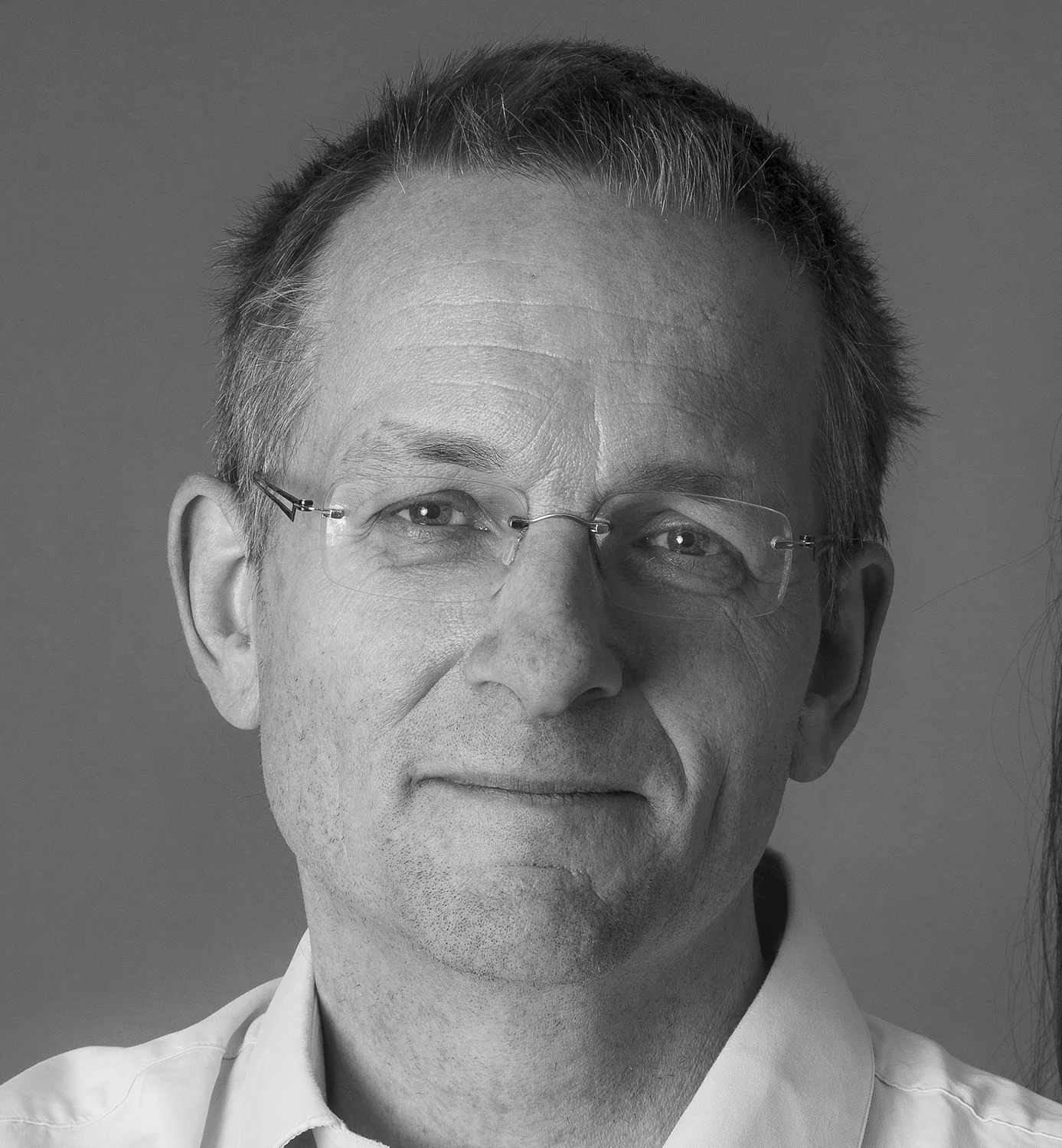 Den kjente TV-legen Michael Mosley er savnet etter fottur i Hellas - TV 2
