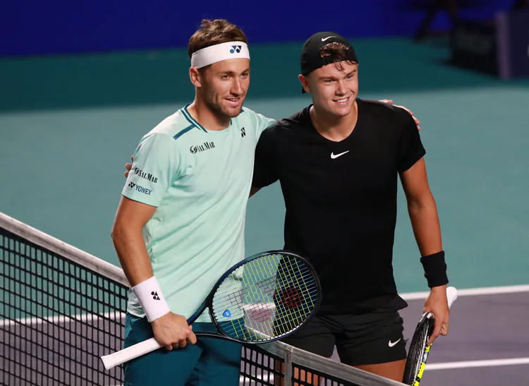 Casper Ruud møter Holger Rune til prestisjeoppgjør - TV 2