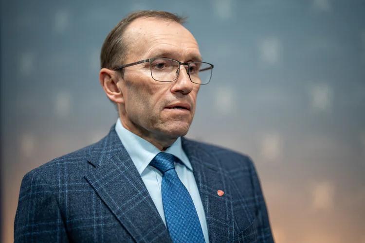 Barth Eide: – Nulltoleranse for å delta i terrorvirksomhet - TV 2