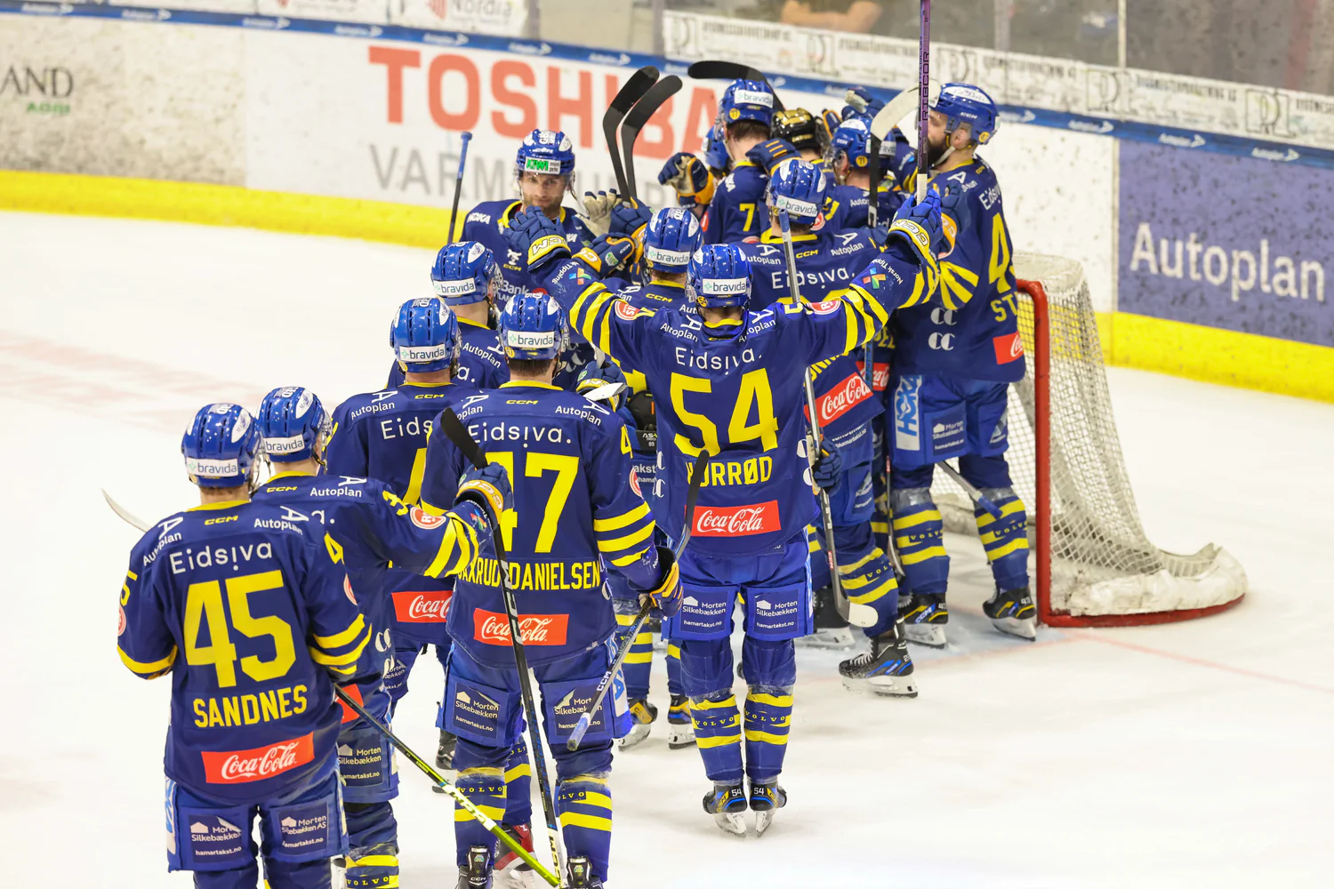 Storhamar reddet seier på straffer i mesterligaen - TV 2