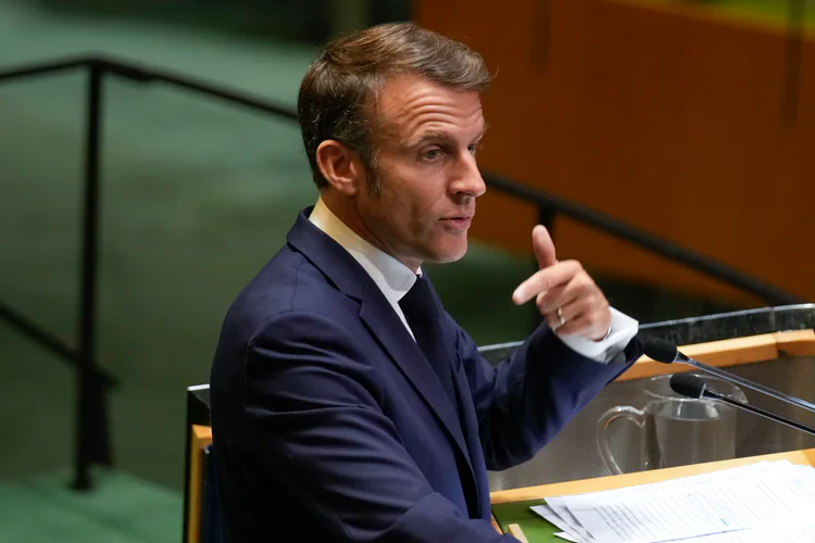 Macron: USA må presse Israel til å akseptere våpenhvileplan i Libanon ...