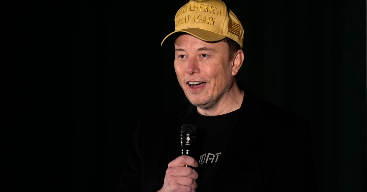 CNN: Musk advart av amerikanske myndigheter etter valgkampstunt - TV 2