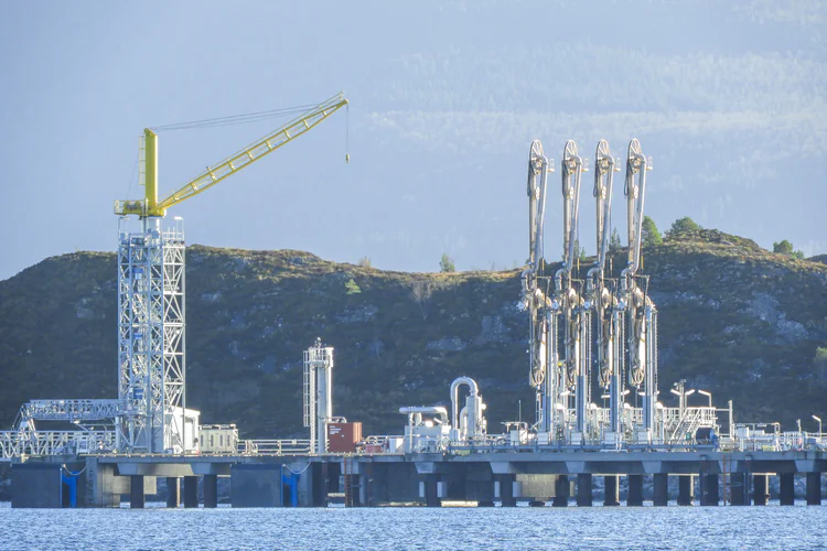 Finansdepartementet: Norge tjente 1270 milliarder kroner ekstra på gass ...