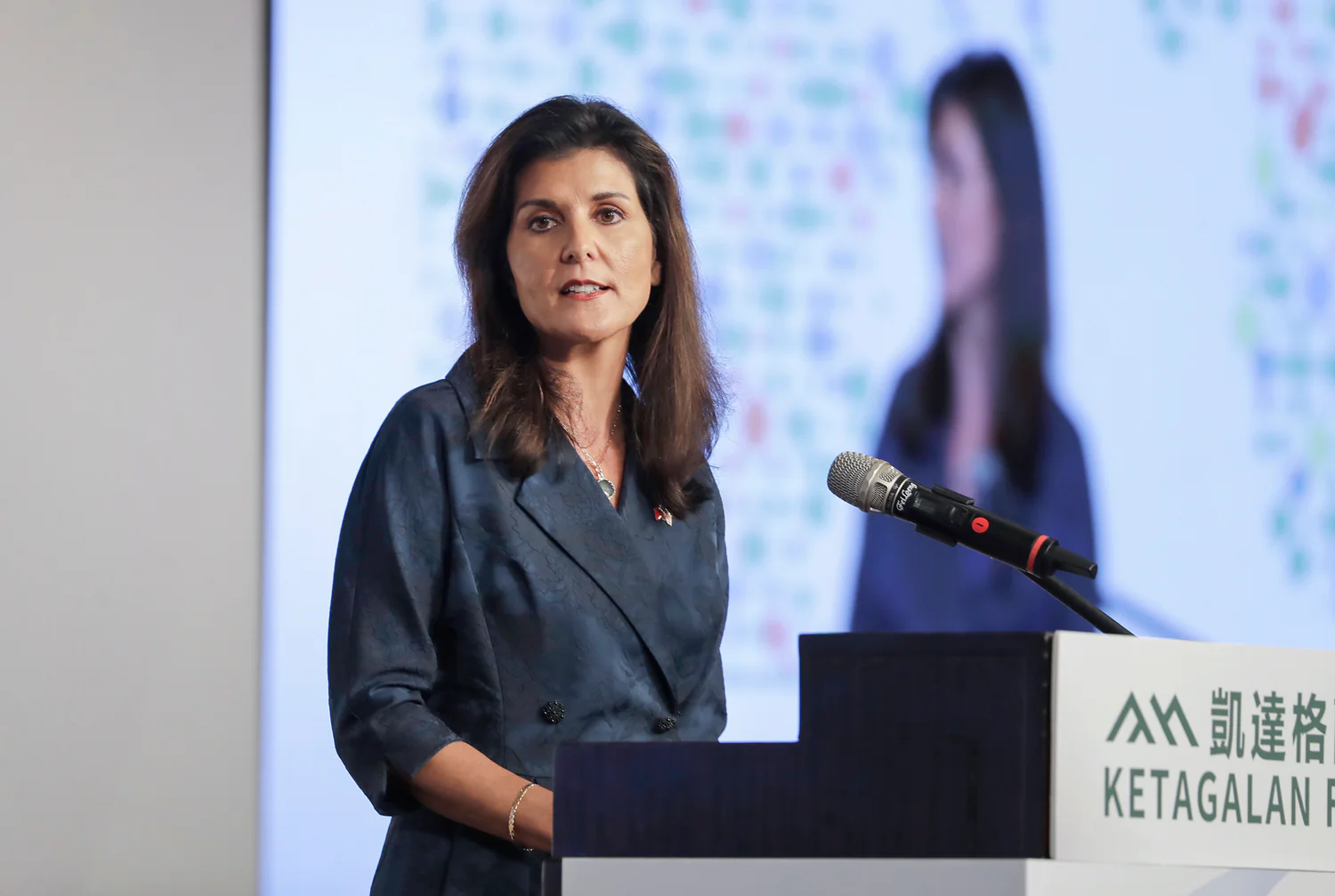 Trump vil ikke ha med Haley eller Pompeo i regjering - TV 2