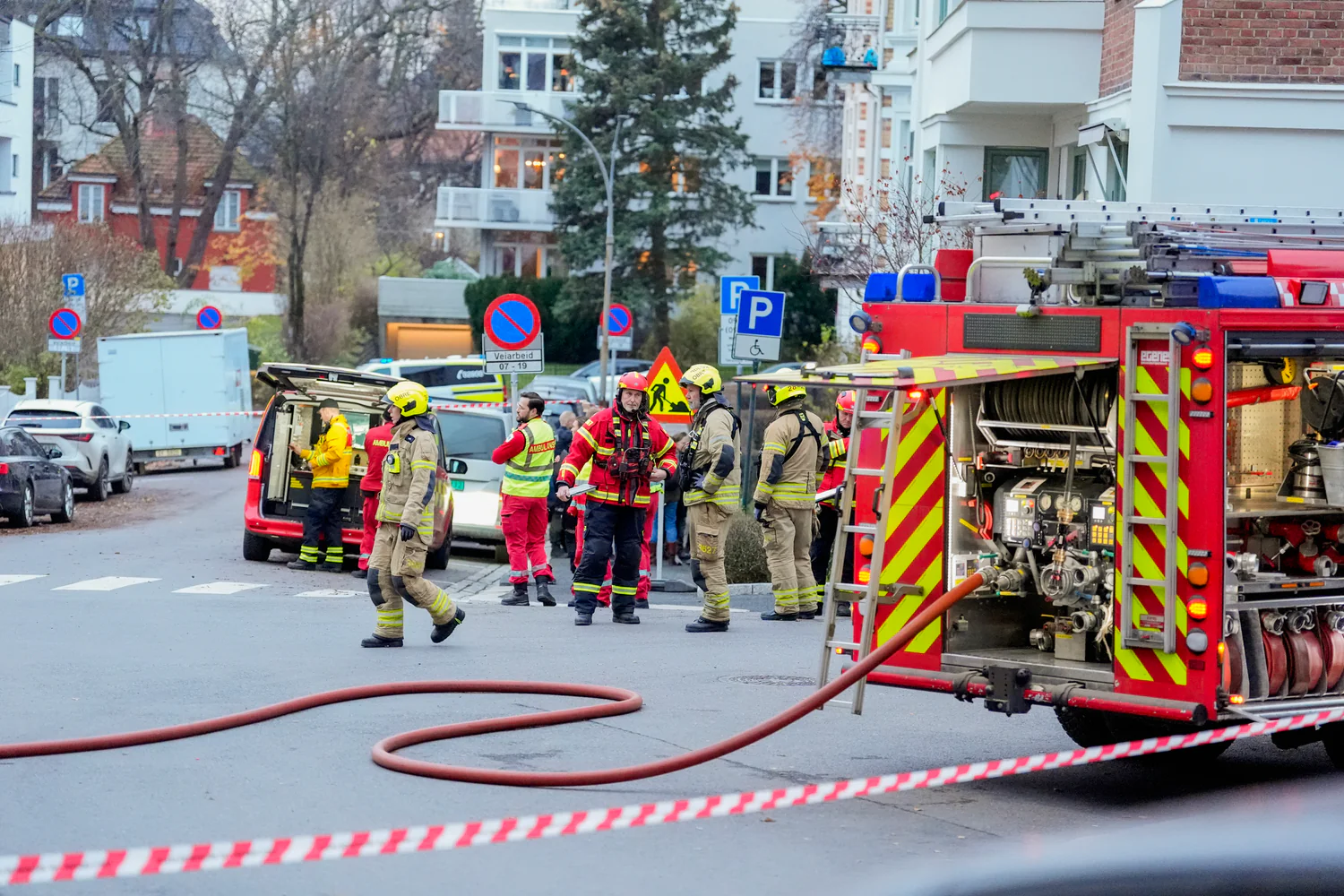 Brann i bygård på Frogner – tre lettere skadet - TV 2