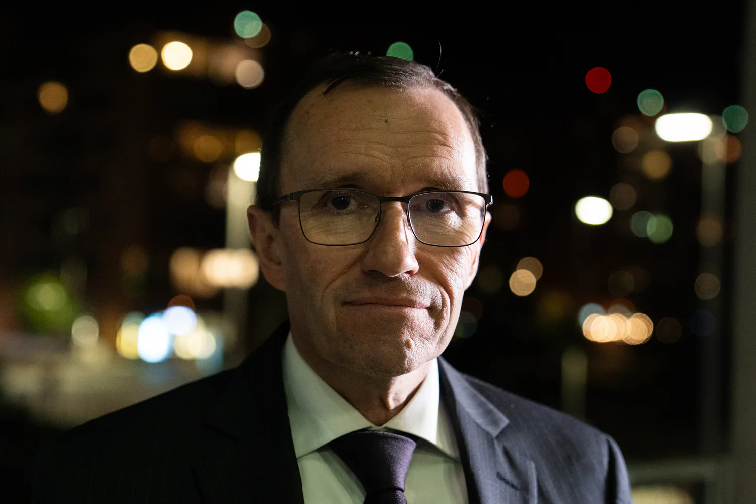 Barth Eide om USAs våpenbeslutning: – Ønsker det velkommen - TV 2