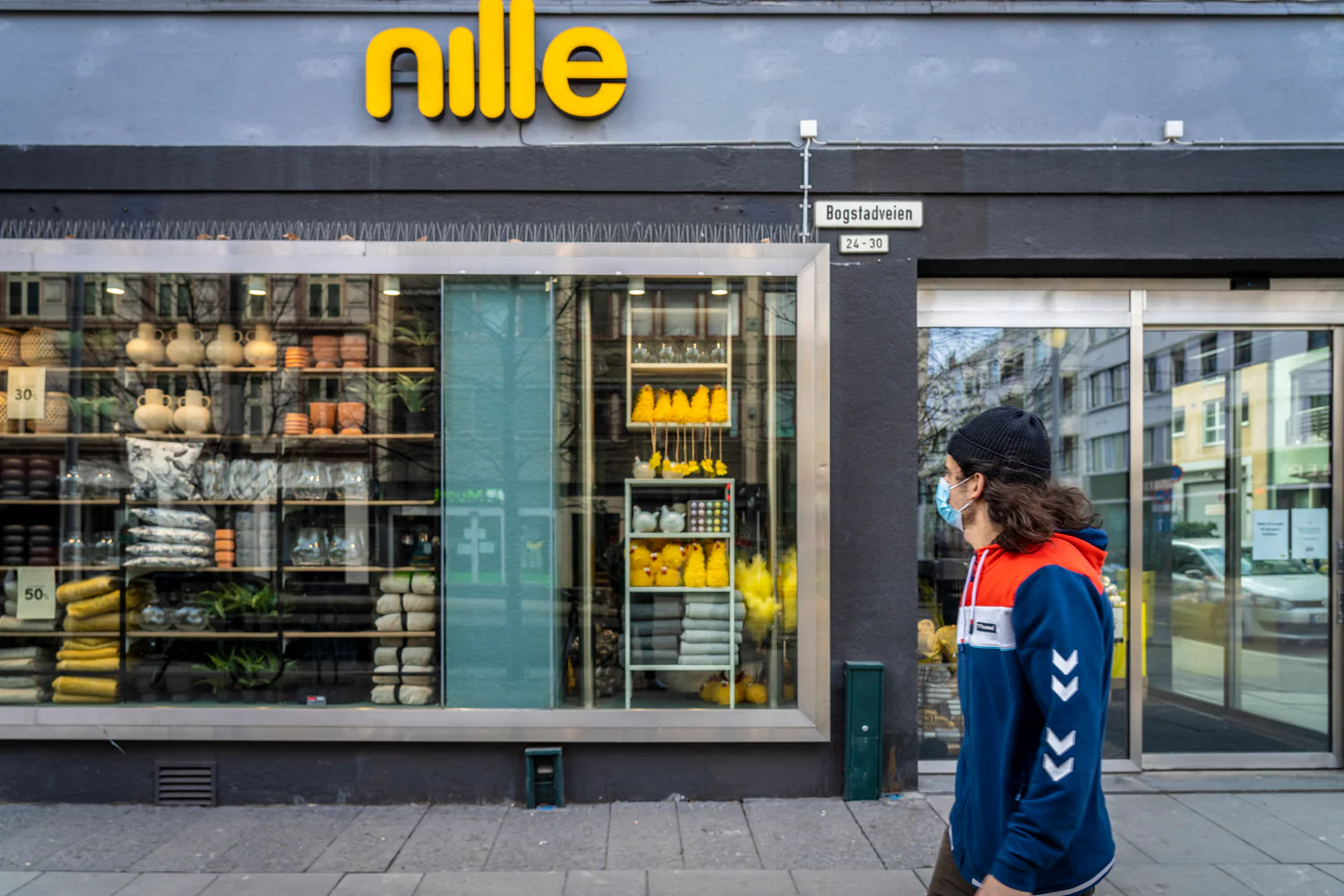 Nille-arving bekrefter flytting til Sveits - TV 2