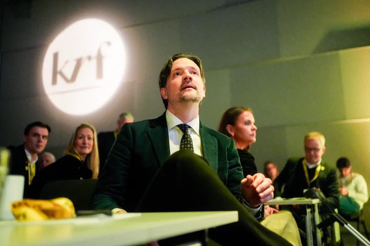 Set opp ekstra ferjeavgangar etter E6-stenging - TV 2