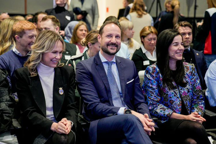 Kronprinsesse Mette-Marit avlyser grunnet sykdom - TV 2