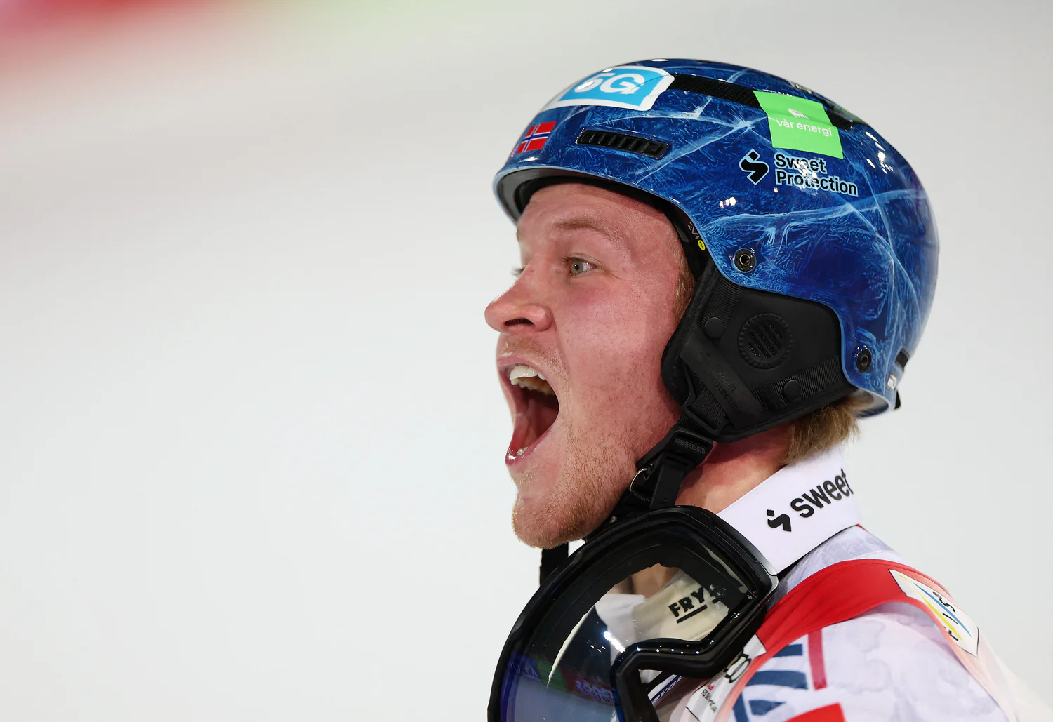 Timon Haugan med råsterk seier i Schladming: – Helt sykt - TV 2