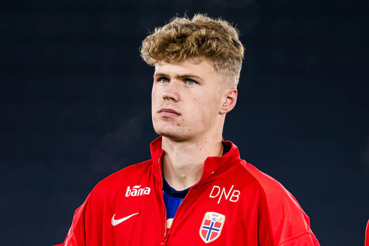 Vålerenga hentet angriper fra engelsk fotball - TV 2